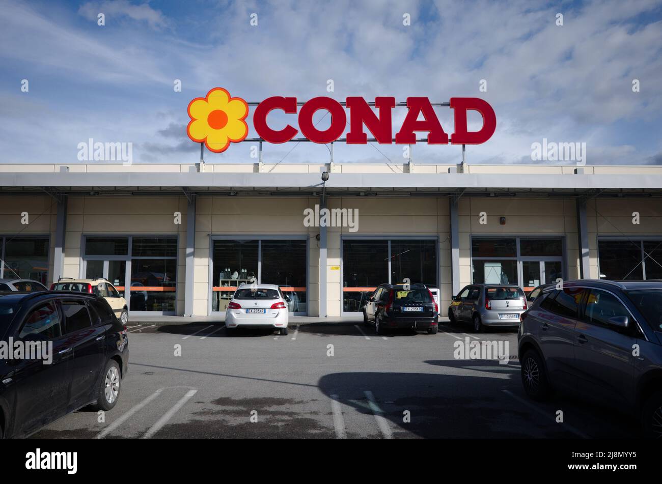 Conad logo immagini e fotografie stock ad alta risoluzione - Alamy