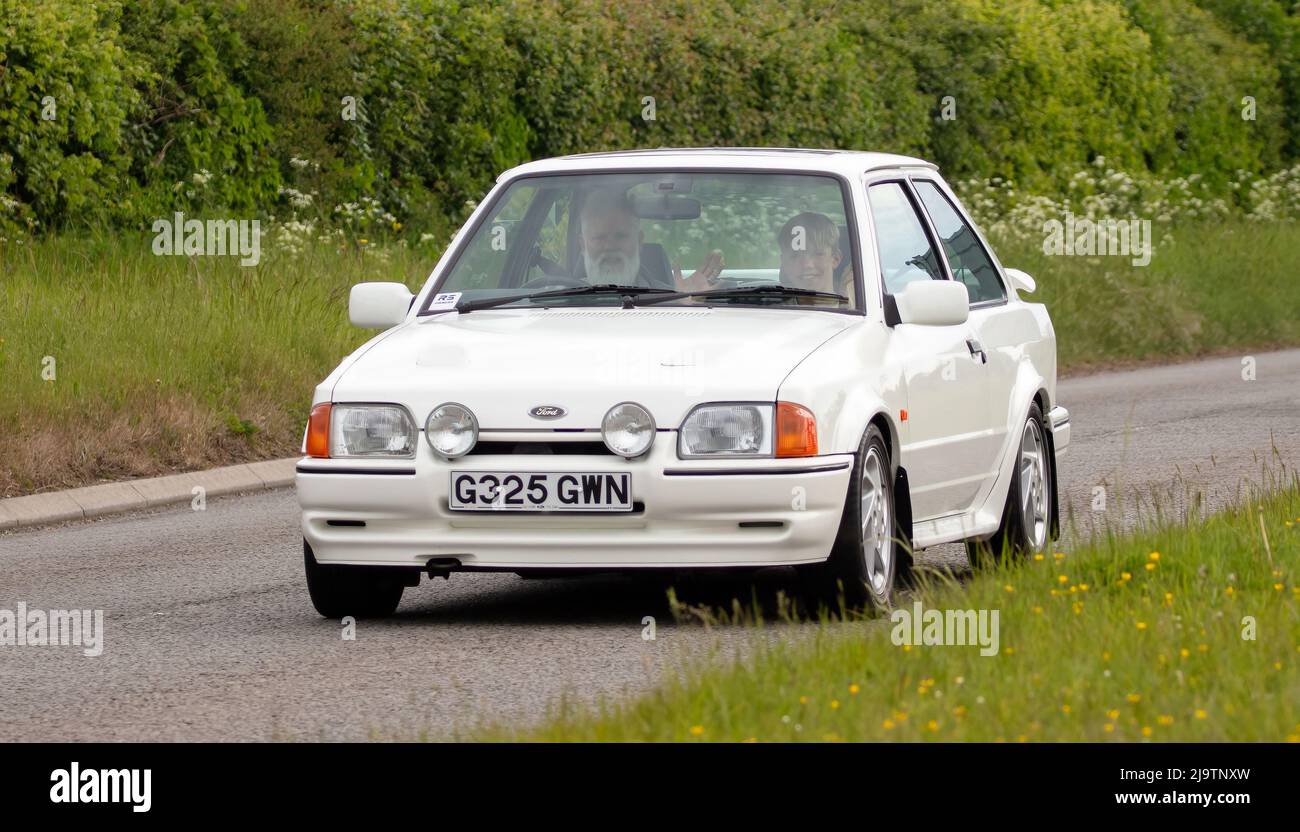 White ford escort immagini e fotografie stock ad alta risoluzione - Alamy