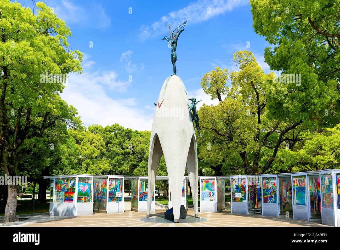 Hiroshima peace memorial park statue immagini e fotografie stock ad ...