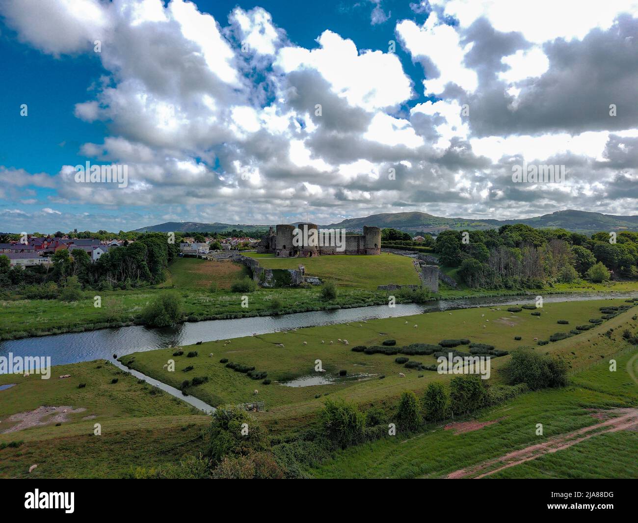 Una foto aerea del castello di scarborough immagini e fotografie stock ...
