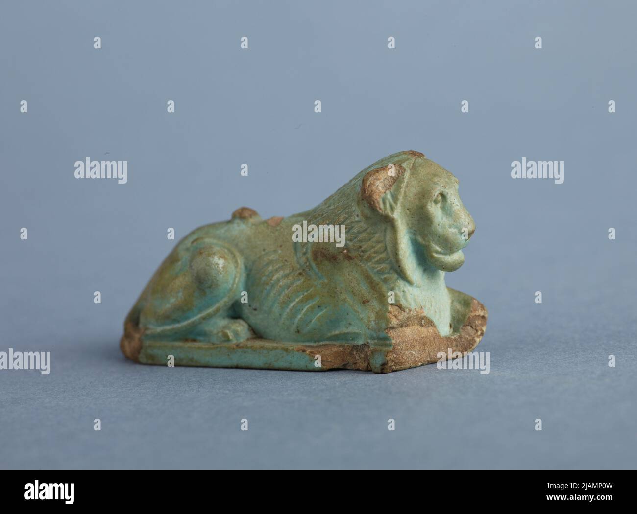 Lion amulet immagini e fotografie stock ad alta risoluzione - Alamy