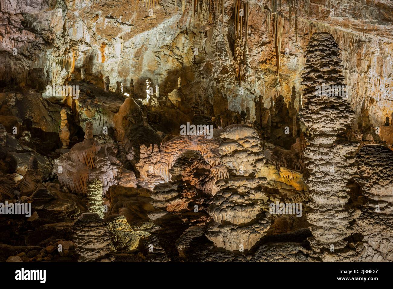 Grotta del gigante immagini e fotografie stock ad alta risoluzione - Alamy