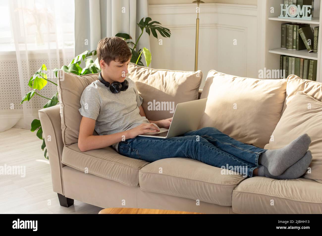 Software per divani immagini e fotografie stock ad alta risoluzione - Alamy