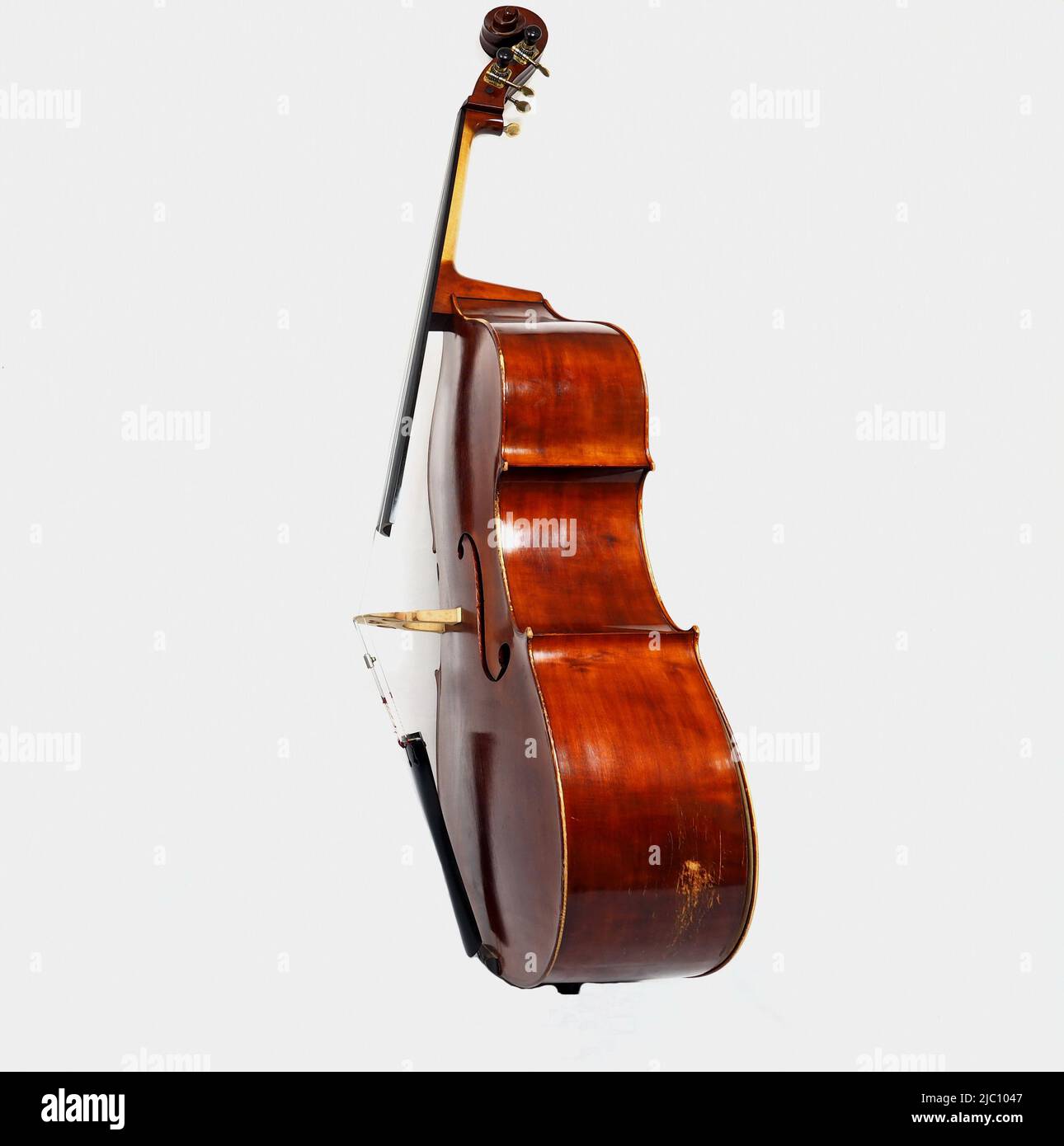 Contrabbasso antico immagini e fotografie stock ad alta risoluzione - Alamy