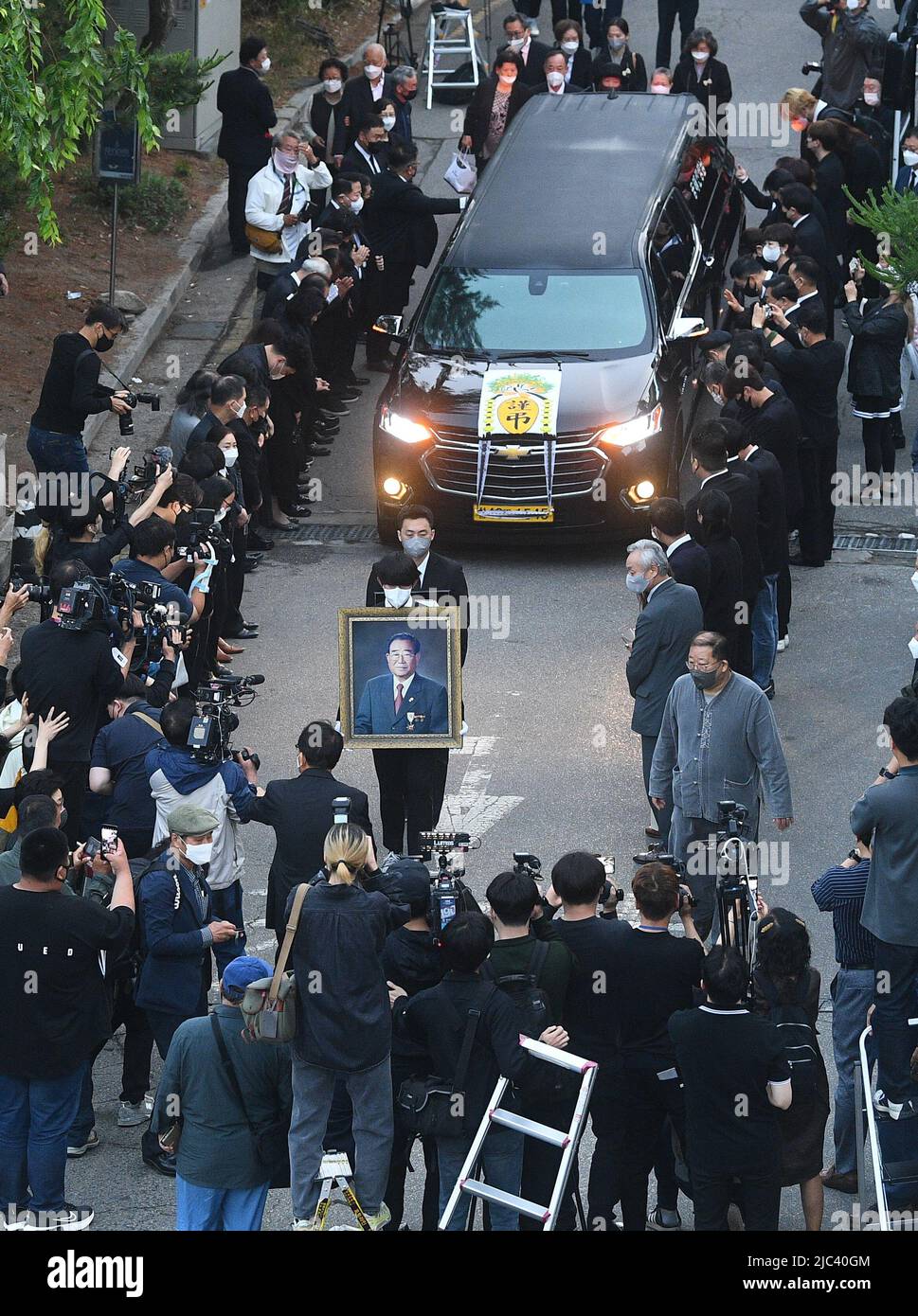 10th giugno 2022. Funerali per l'ospite di una serie televisiva Song ...