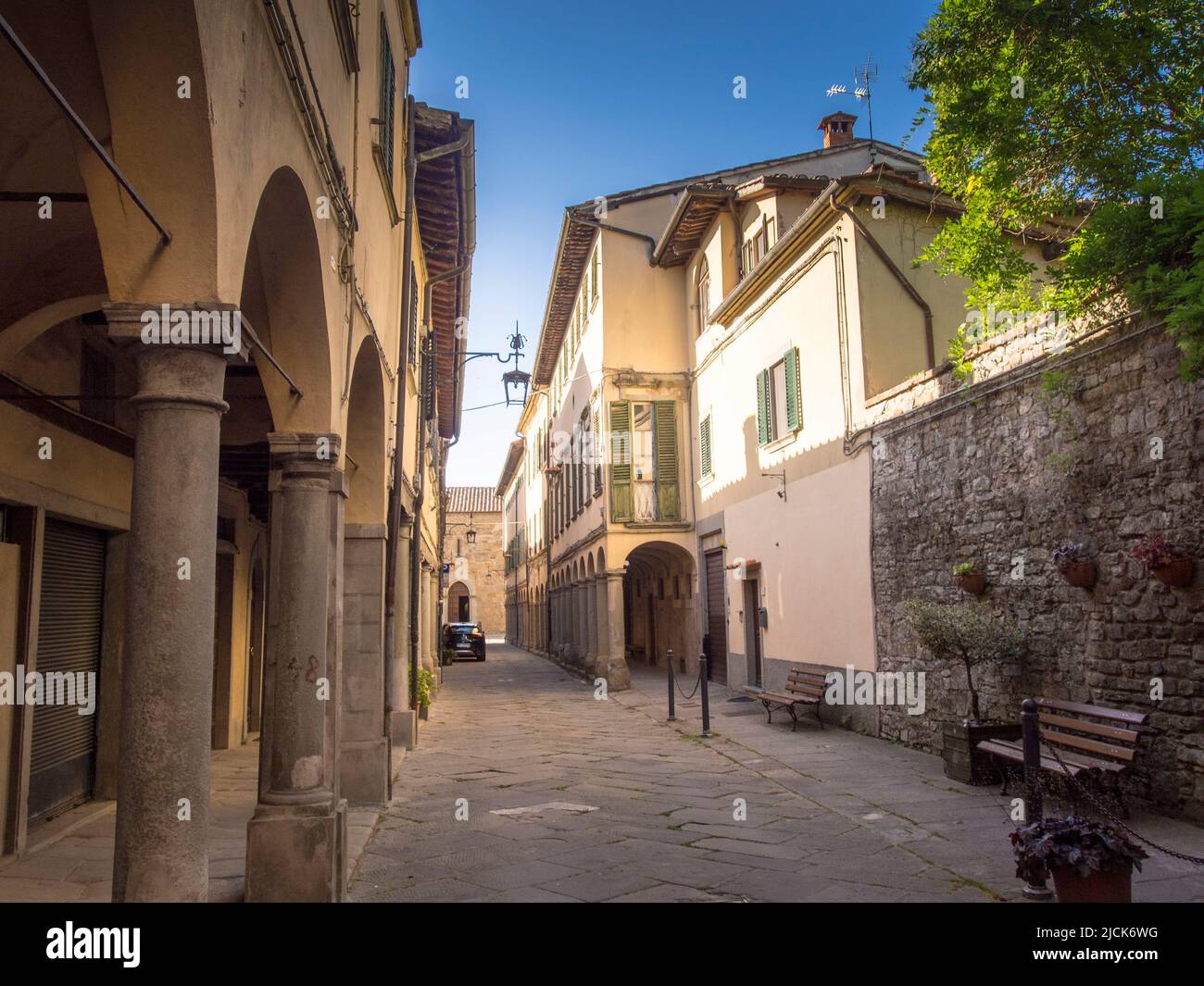 Poppi toscana immagini e fotografie stock ad alta risoluzione - Alamy