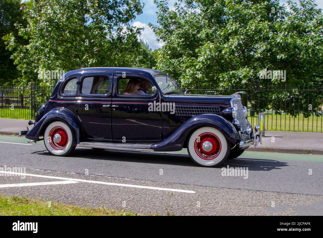 Motore a quattro cilindri modello b immagini e fotografie stock ad alta ...