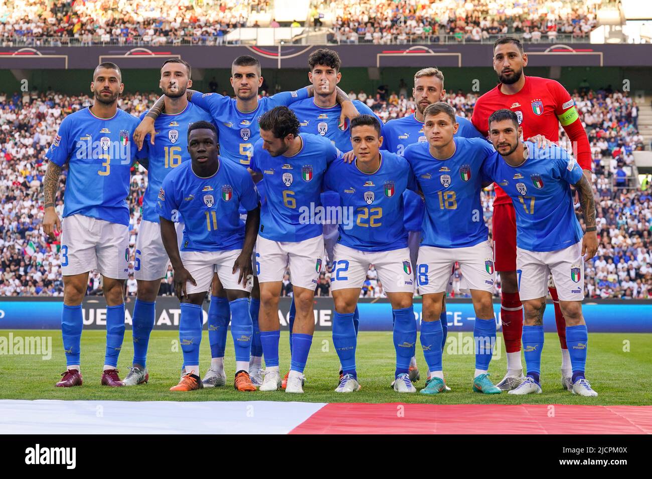 Mönchengladbach, GERMANIA - GIUGNO 14: Foto d'Italia con Gianluigi ...