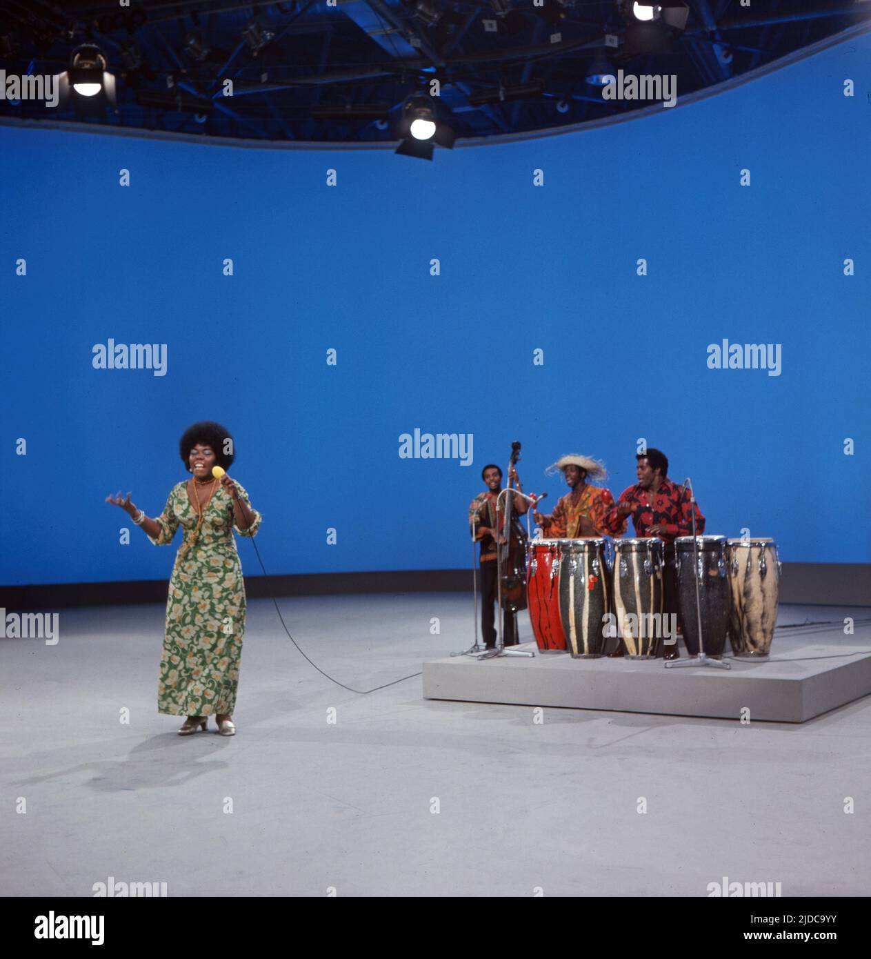 Drei mal Neun, ZDF Quizshow, Deutschland, 1971, im Bild: An Musik aus ...