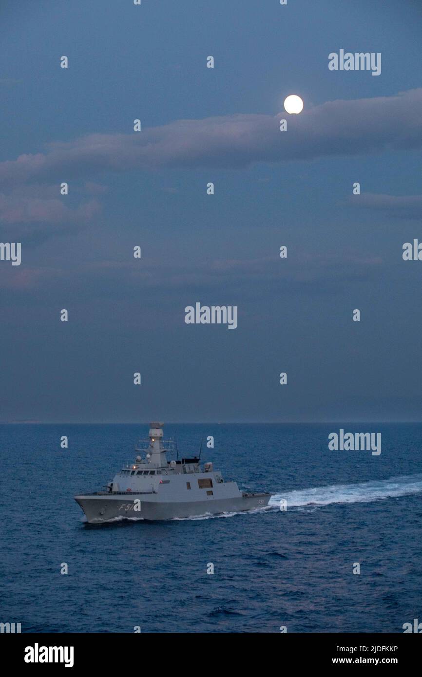 Corvette di classe ada immagini e fotografie stock ad alta risoluzione ...