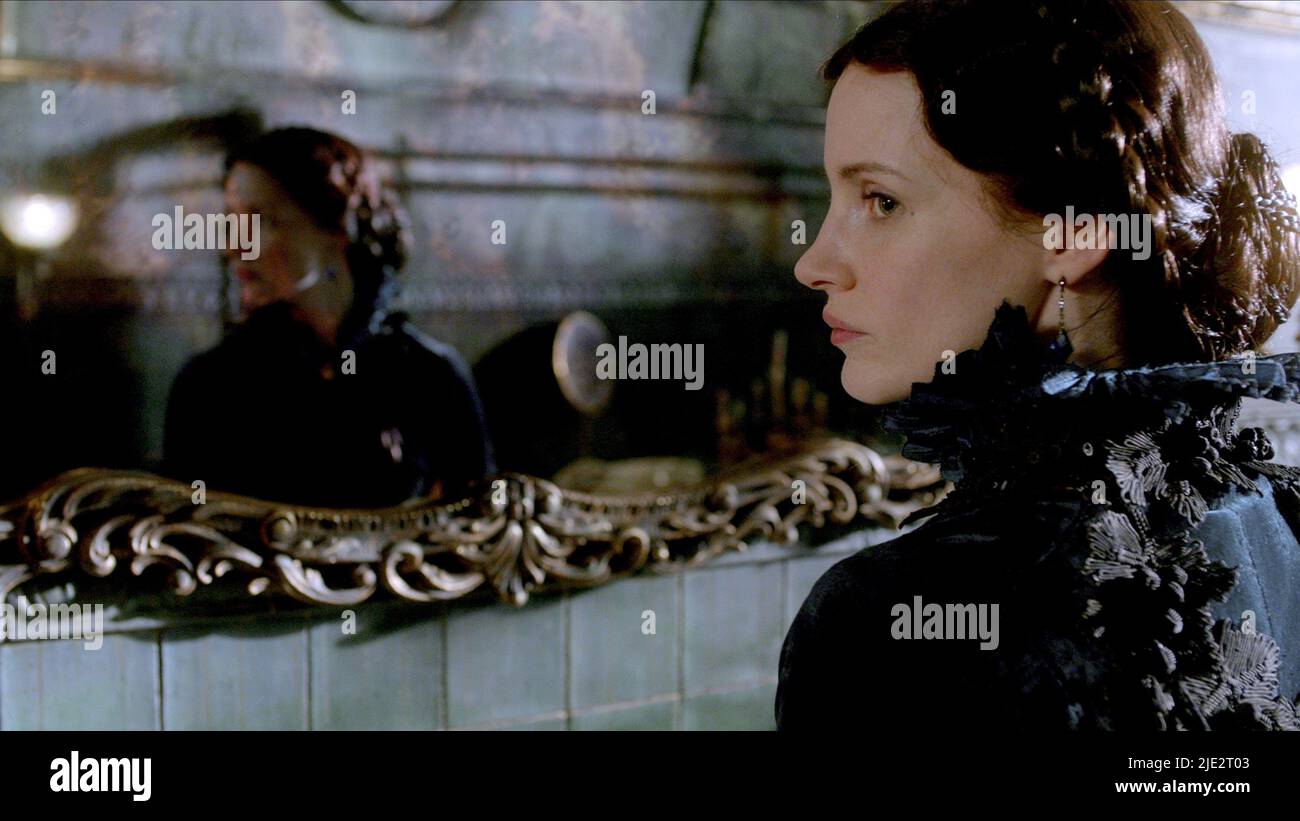 Jessica chastain crimson immagini e fotografie stock ad alta ...