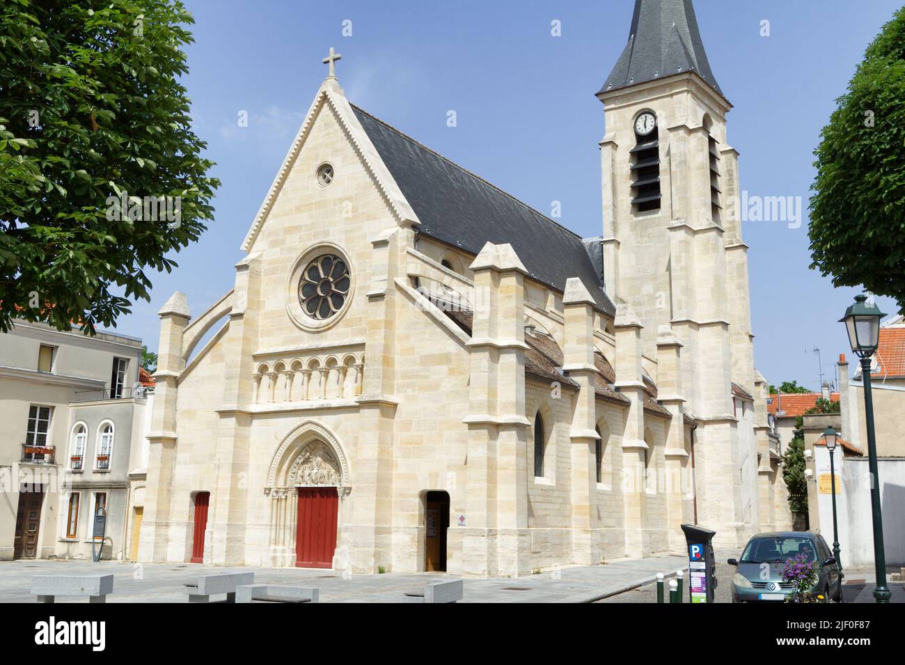 Prima chiesa gotica immagini e fotografie stock ad alta risoluzione - Alamy