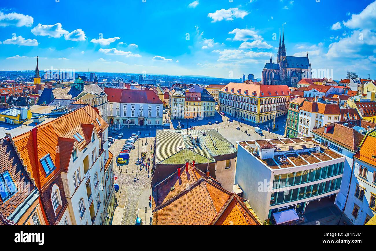 La grande vista dalla Torre del Municipio sulla città vecchia di Brno ...