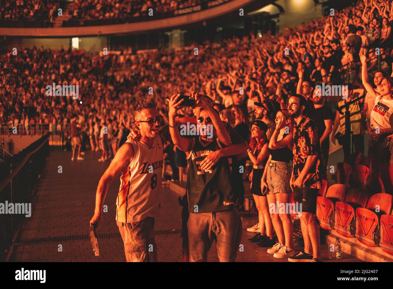 Salmo cantante immagini e fotografie stock ad alta risoluzione - Alamy
