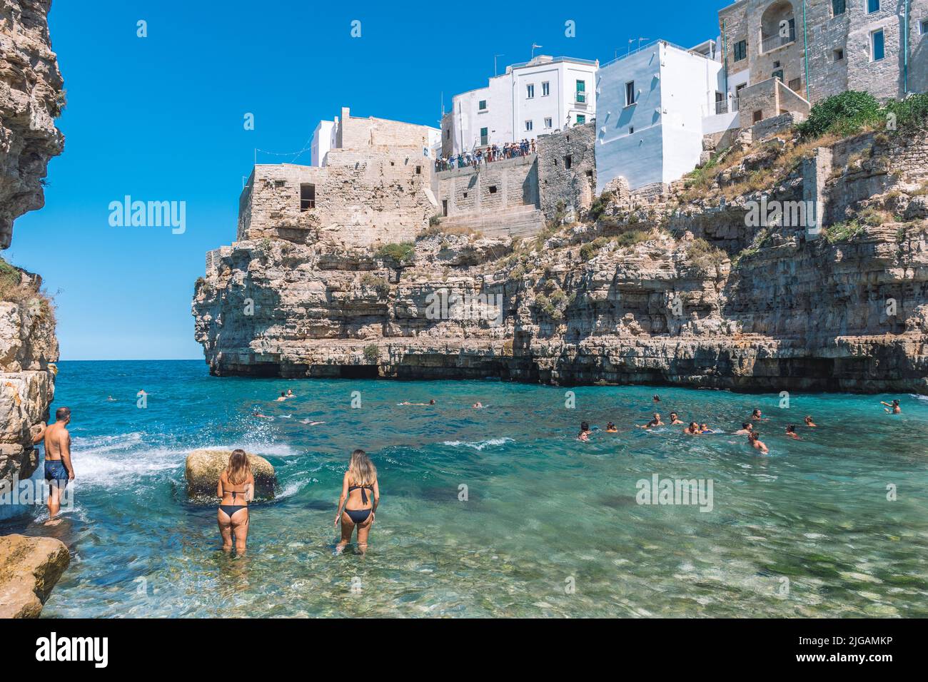 Bagnanti spiaggia sole mare vacanze immagini e fotografie stock ad alta risoluzione - Alamy