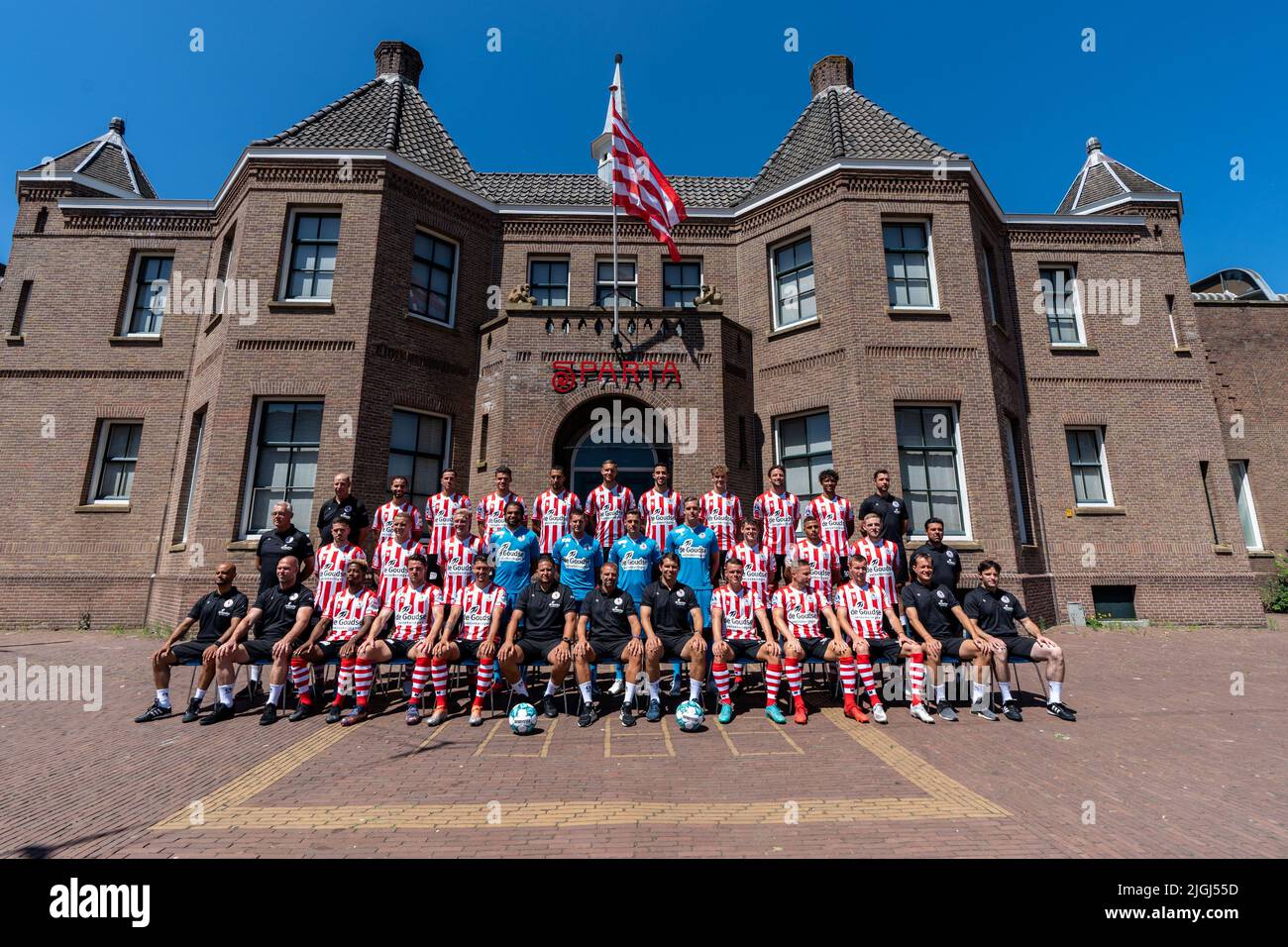 ROTTERDAM, PAESI BASSI - LUGLIO 8: La squadra di Sparta Rotterdam, in ...