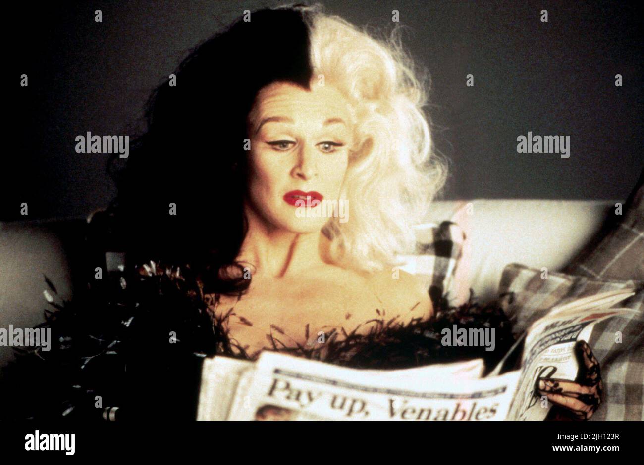 Cruella dalmatians immagini e fotografie stock ad alta risoluzione - Alamy