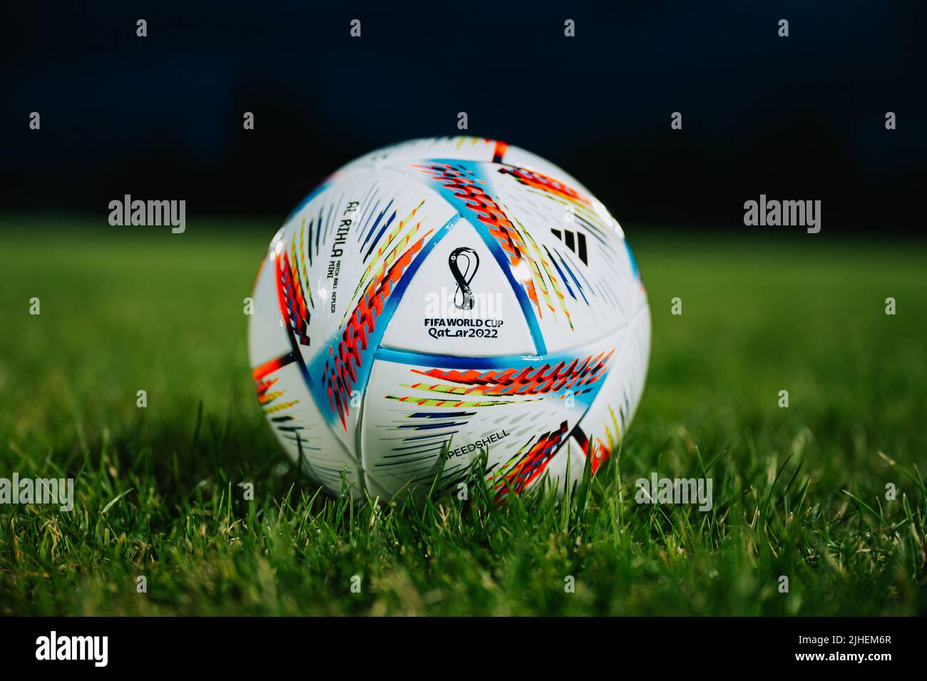 QATAR, DOHA, 18 LUGLIO 2022: Calcio ufficiale della Coppa del mondo ...