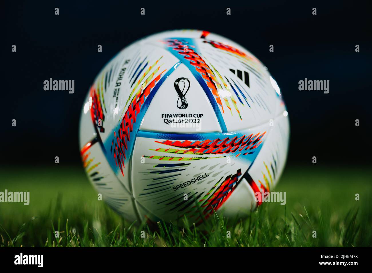 Adidas qatar 2022 fifa world cup al rihla partita ufficiale immagini e ...