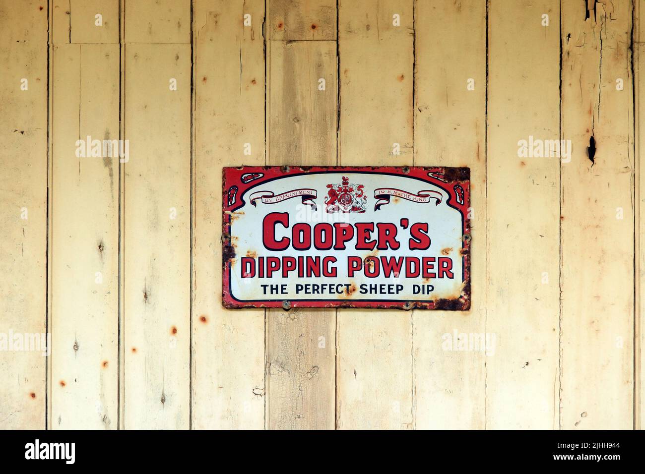 Segnaletica ferroviaria smaltata vintage immagini e fotografie stock ad ...