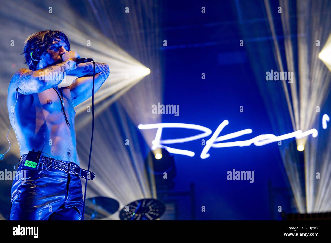 Parco Pegaso, Jesolo (VE), Italia, 18 luglio 2022, Rkomi sul palco ...
