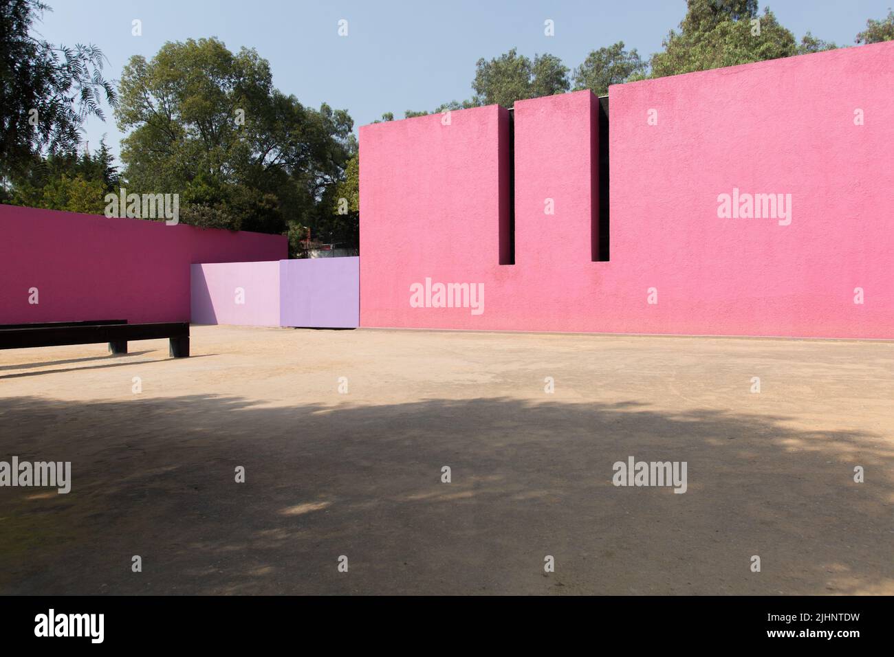 Luis barragan architecture immagini e fotografie stock ad alta ...