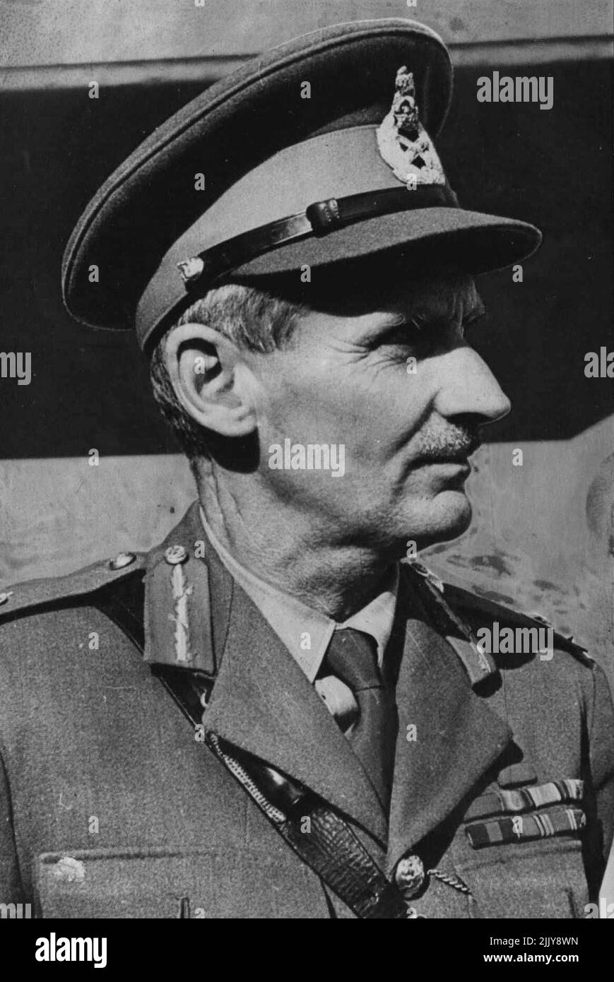 Lt. Generale. B. L. Montgomery, nuovo comandante dell'Ottava Armata nel ...