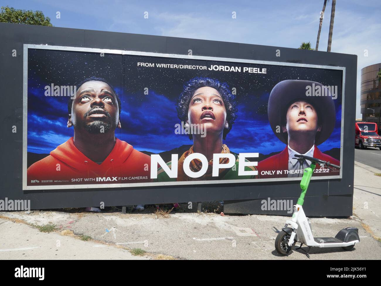 Los Angeles, California, USA 22nd luglio 2022 Nope Billboard con Daniel Kaluuya, Keke Palmer e ...