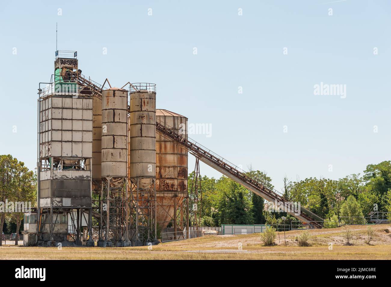 Calcestruzzo meccanico immagini e fotografie stock ad alta risoluzione ...