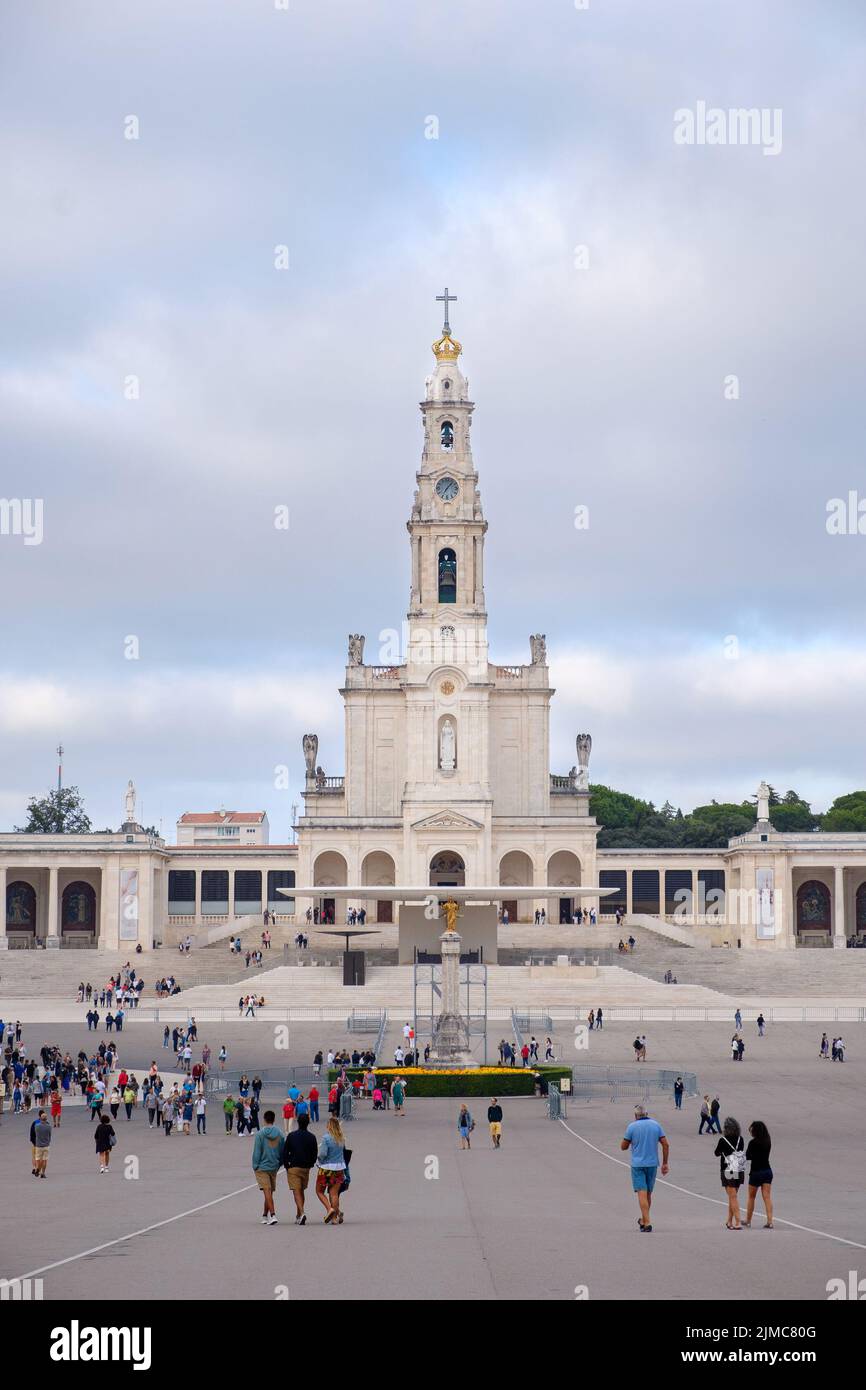 Vergine maria cattedrale di fatima immagini e fotografie stock ad alta ...