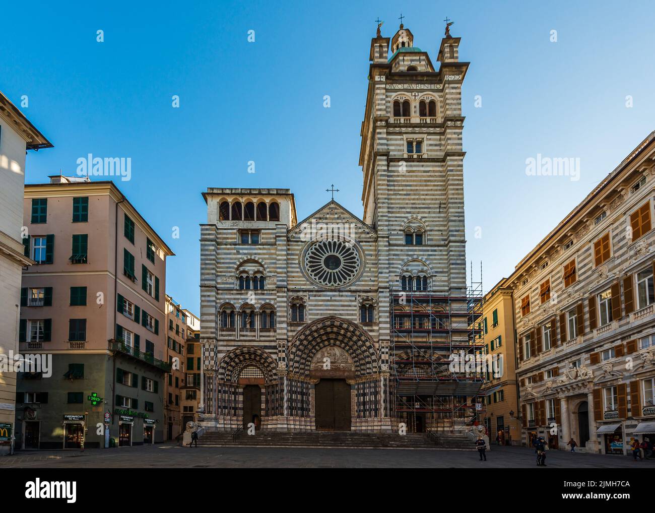 Cattedrale di san lorenzo a genova immagini e fotografie stock ad alta ...