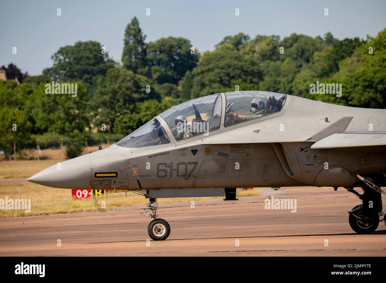 Leonardo jet trainer t346a master immagini e fotografie stock ad alta ...