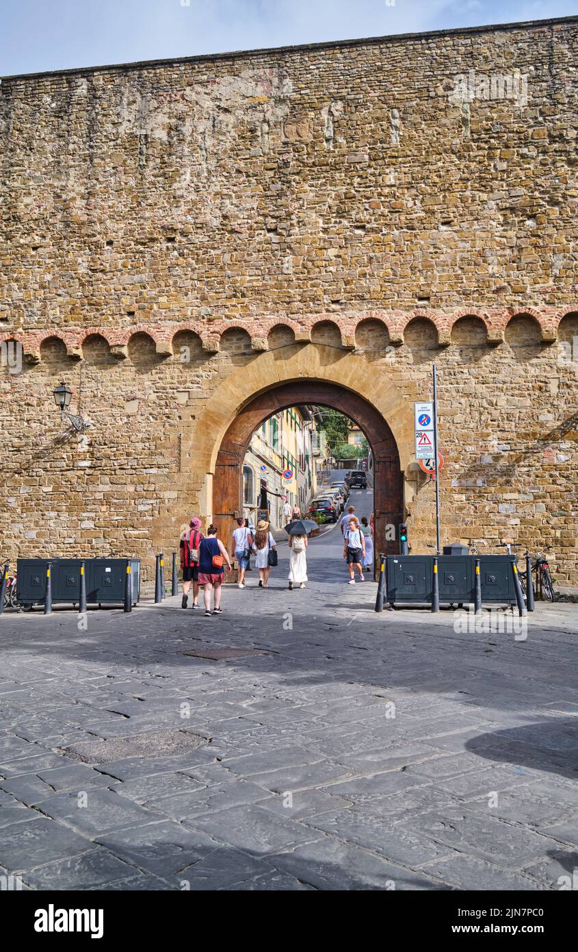 Edifici storici di san miniato immagini e fotografie stock ad alta ...