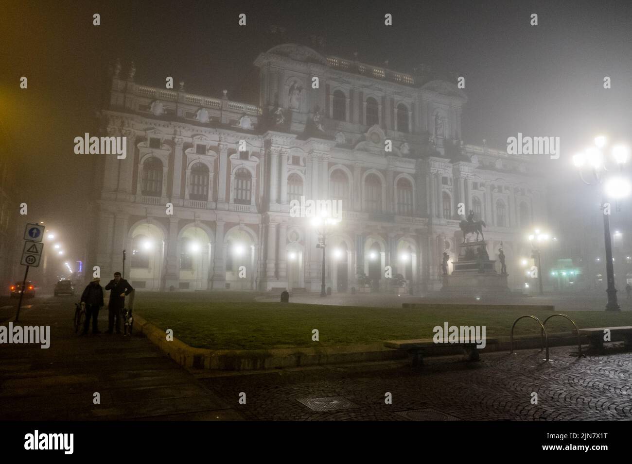 Palazzo carignano immagini e fotografie stock ad alta risoluzione - Alamy