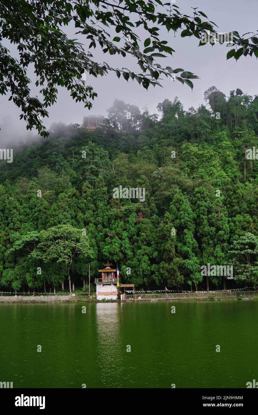 20 giugno 2022, India. Aritar Lake (Ghati-Tso) o Lampokhari Lake ...