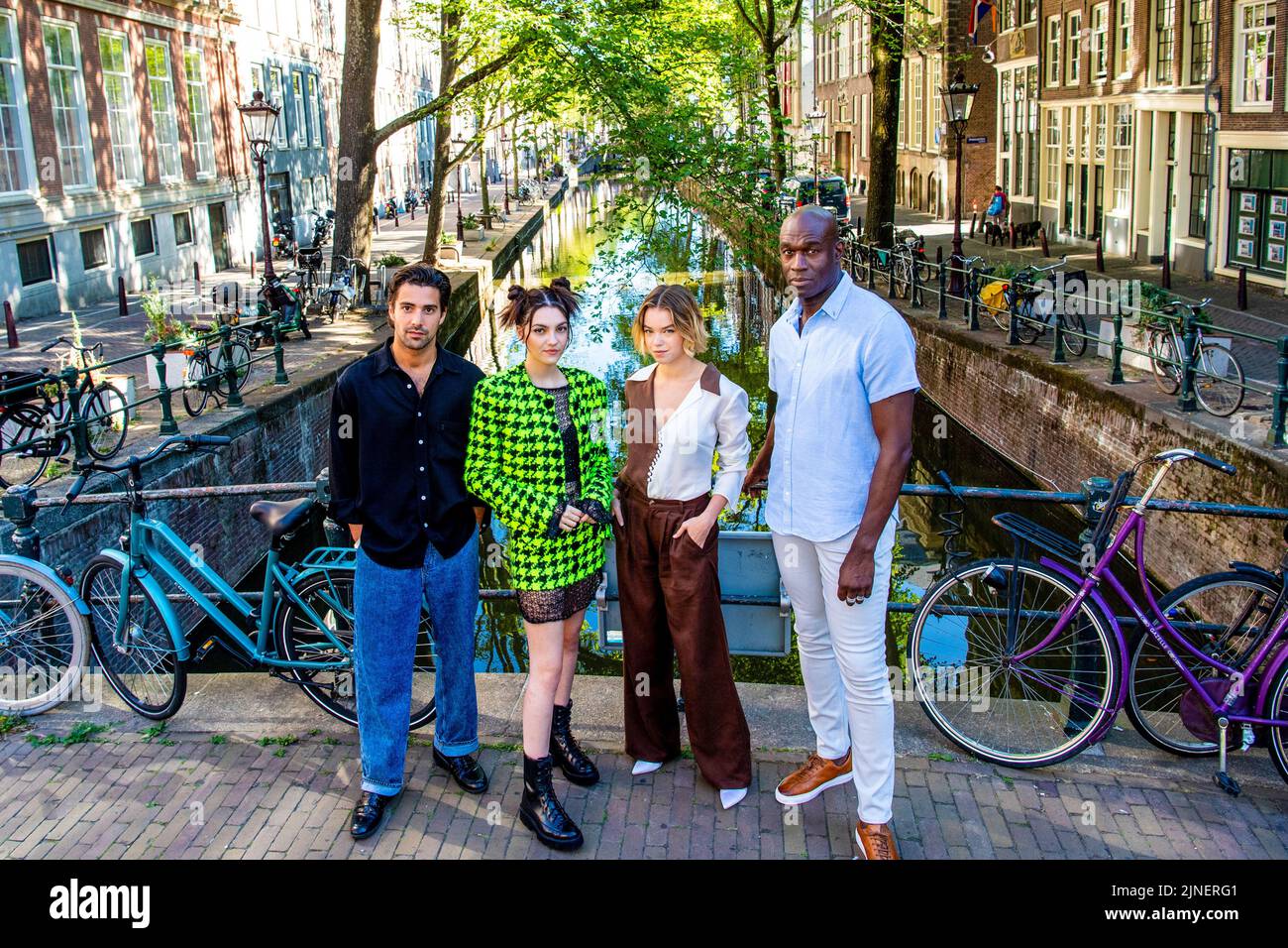Fabien Frankel, Emily Carey, Milly Alcock e Steve Toussaint durante la ...