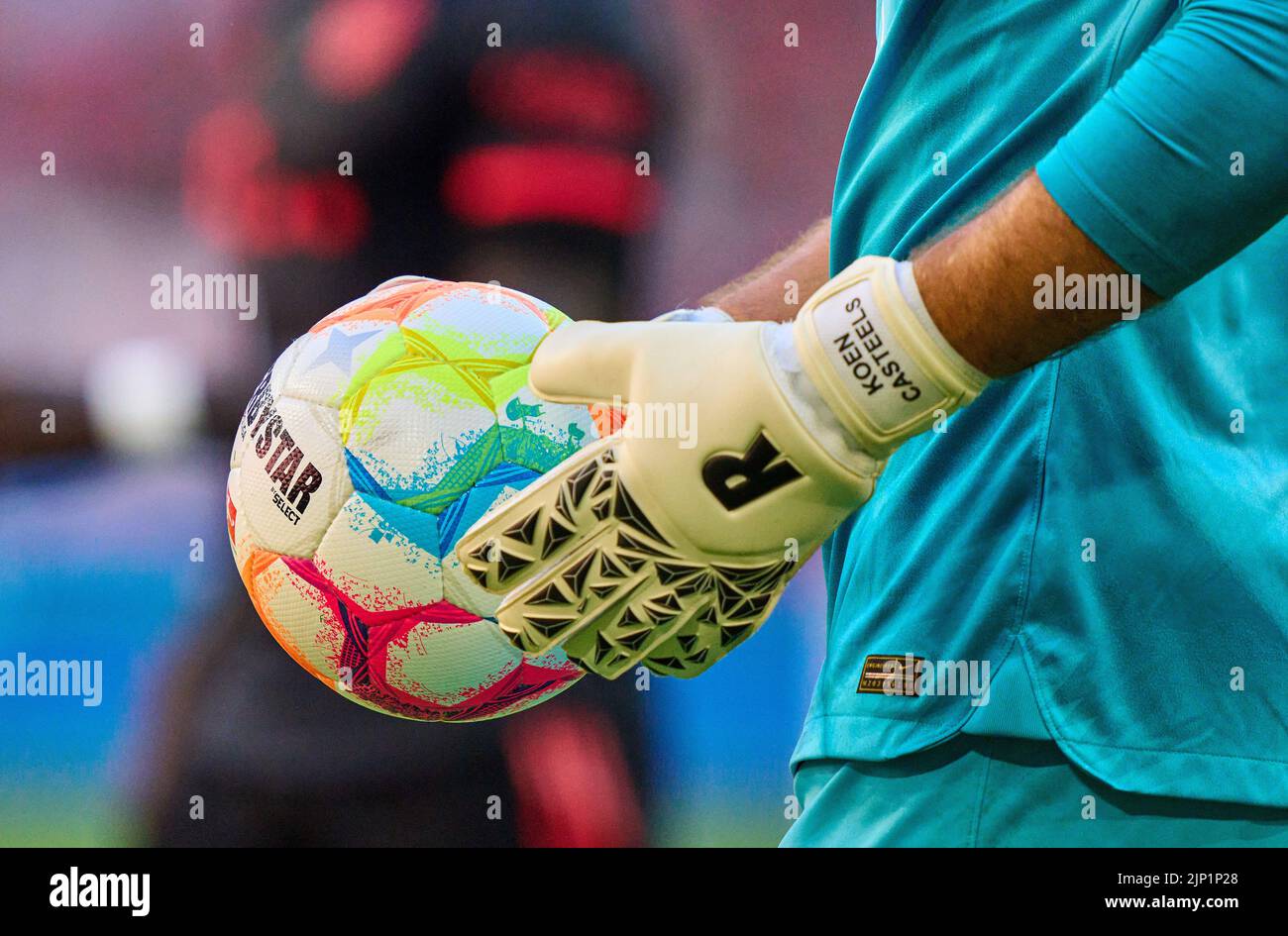 Pallone ufficiale premier league 2022 2023 immagini e fotografie stock ...