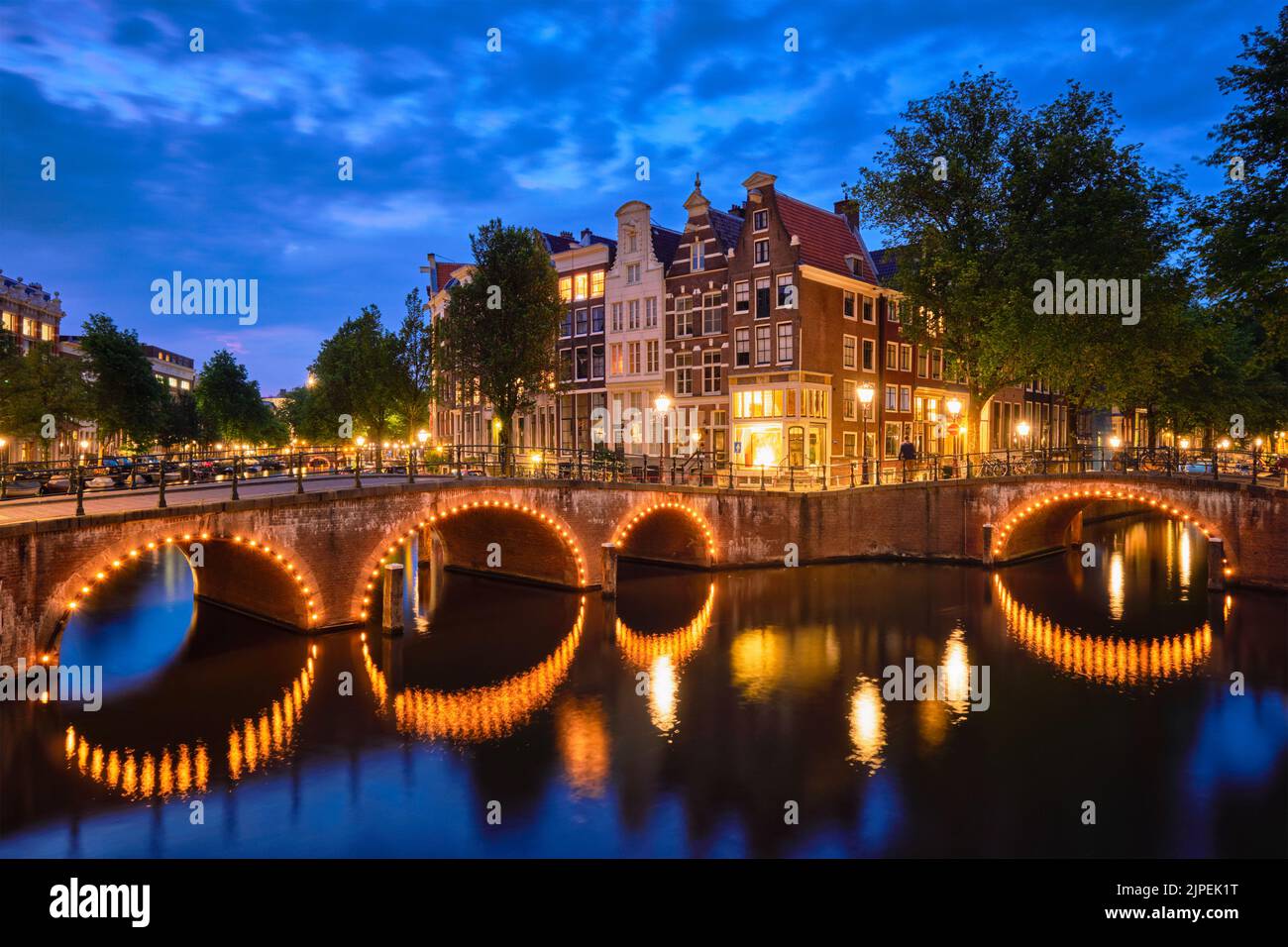 Notti di amsterdam immagini e fotografie stock ad alta risoluzione - Alamy