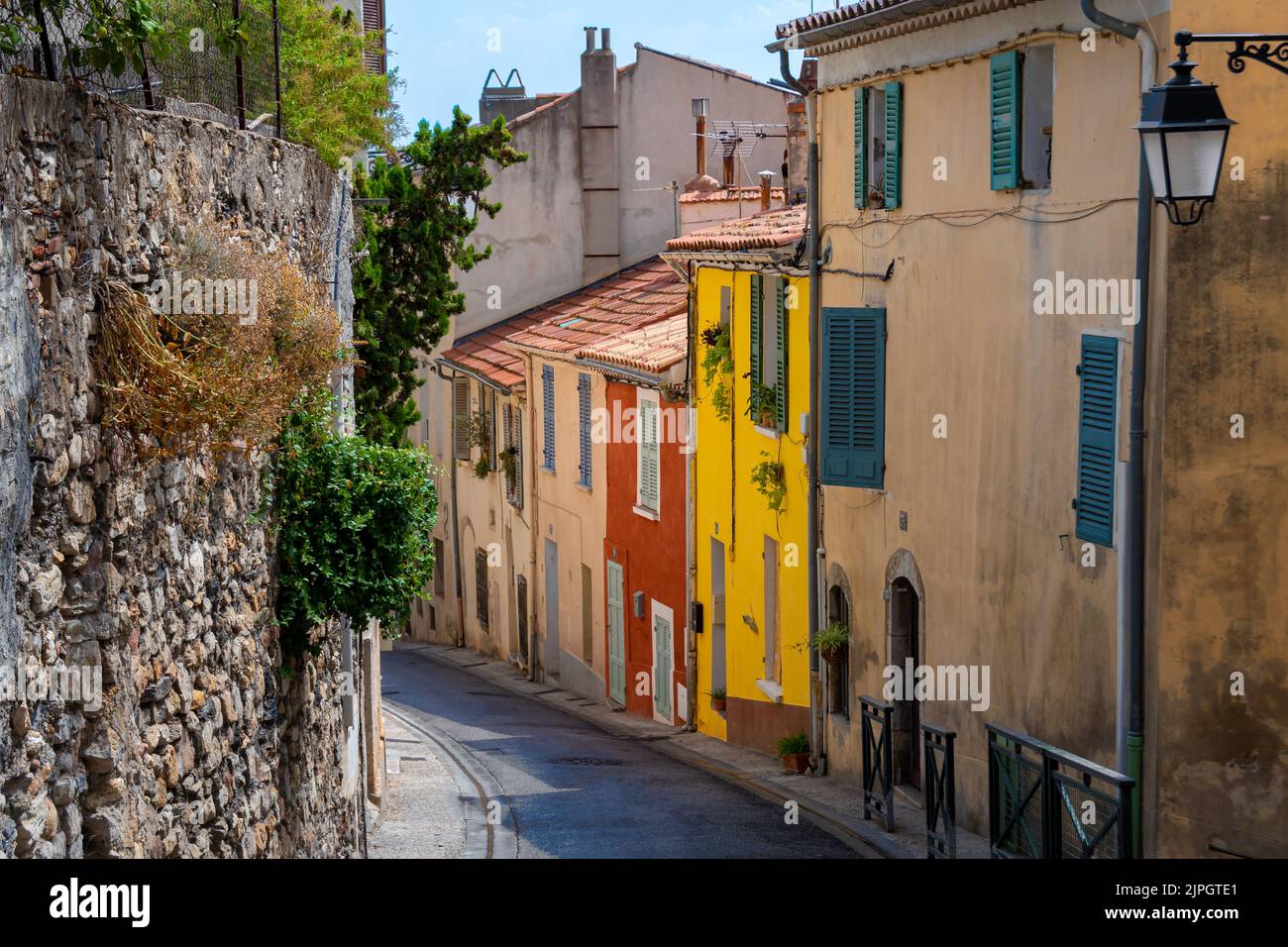 Facciate di case medievali immagini e fotografie stock ad alta ...
