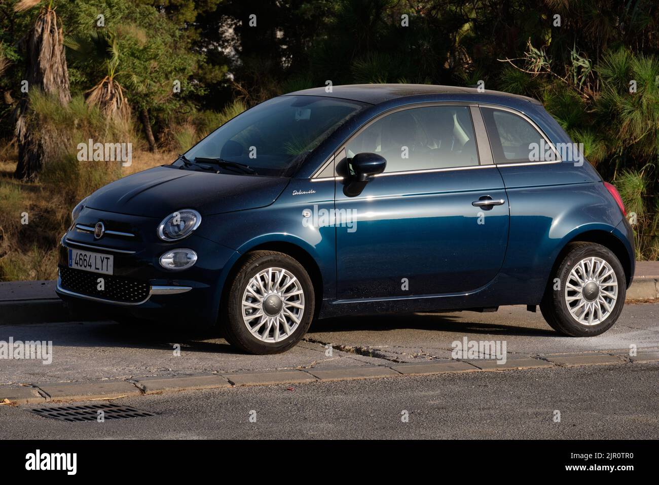 Fiat 500 auto blu immagini e fotografie stock ad alta risoluzione - Alamy