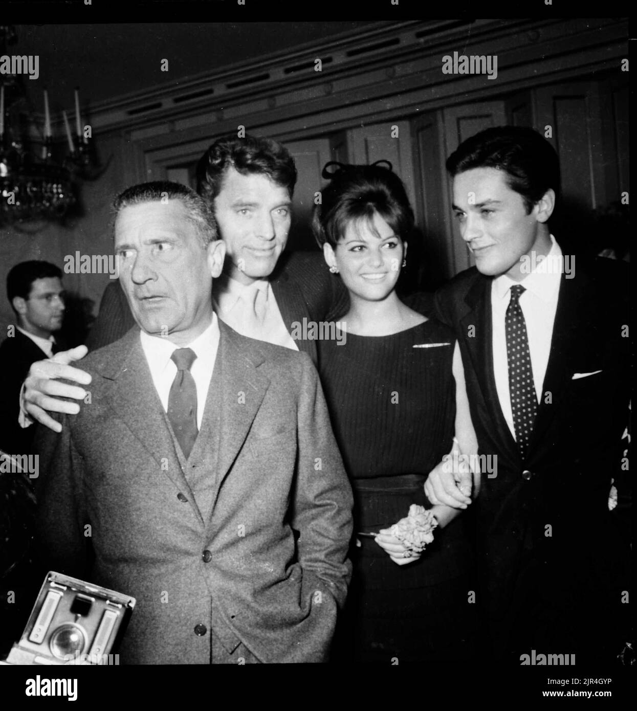 Alain delon and claudia cardinale Foto e Immagini Stock in Bianco e ...