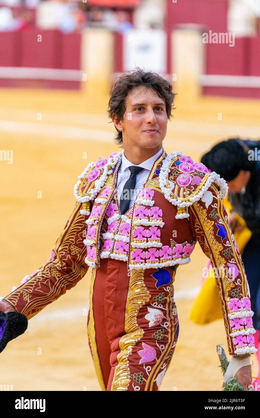 Malaga, Spagna. 17th ago, 2022. Andres Roca Rey, combattente peruviano che festeggiava durante ...