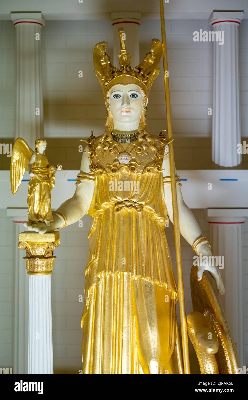Athena parthenos a toronto immagini e fotografie stock ad alta ...