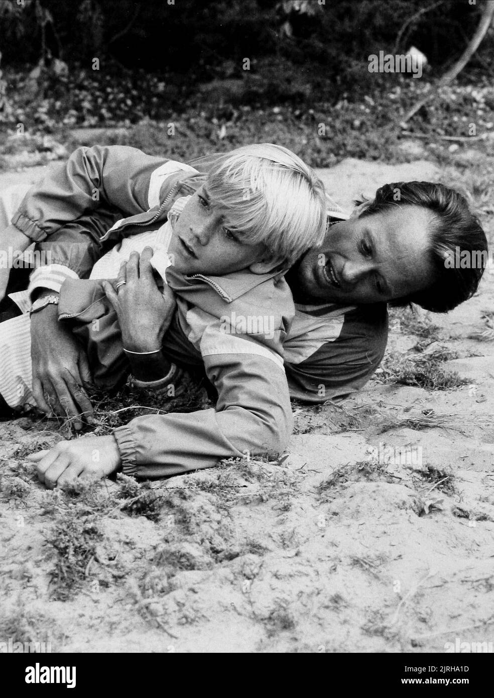 Ricky schroder dove immagini e fotografie stock ad alta risoluzione - Alamy