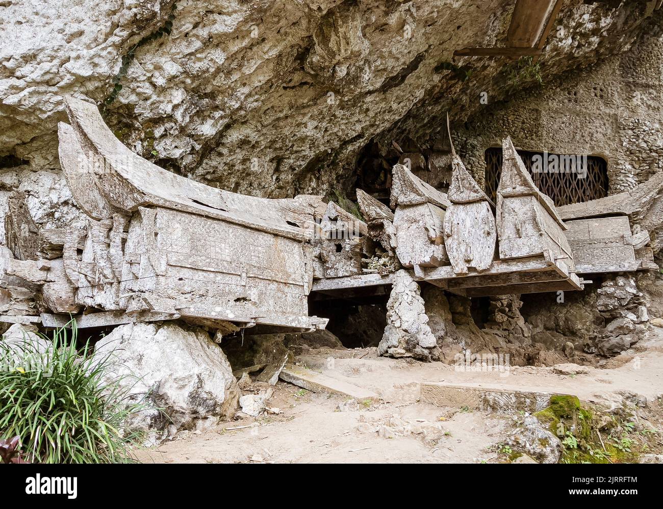 Giava, Indonesia, 13 giugno 2022 - Londa Cave funerarie pratiche ...