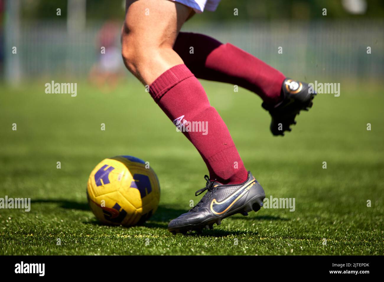 Gambe da calciatore immagini e fotografie stock ad alta risoluzione - Alamy