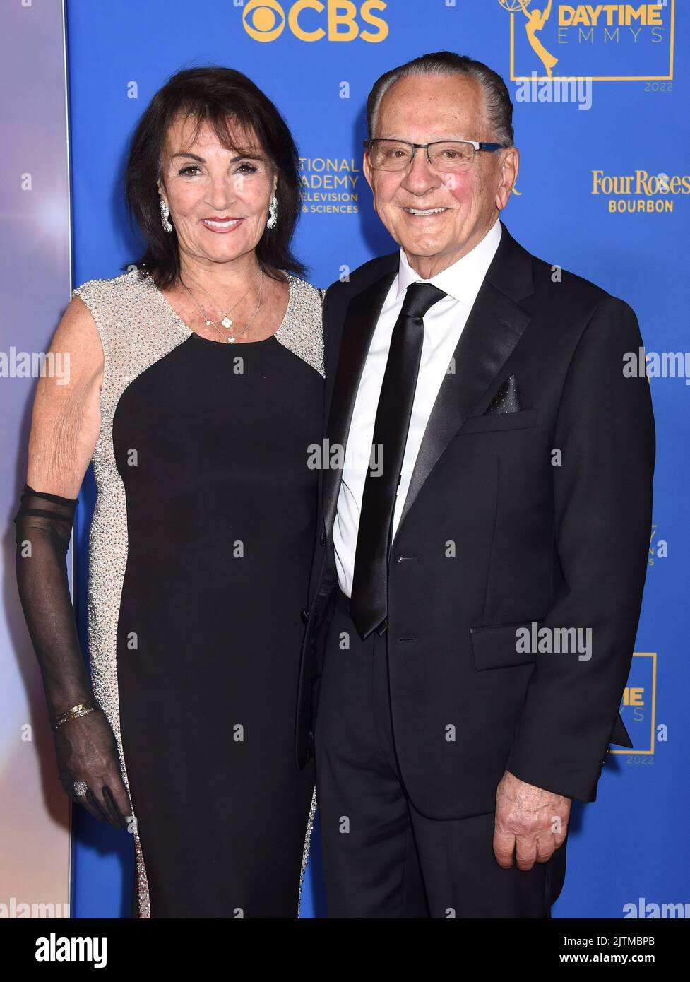 Il giudice Frank Caprio e Joyce Caprio arrivano ai 2022 Creative Arts ...