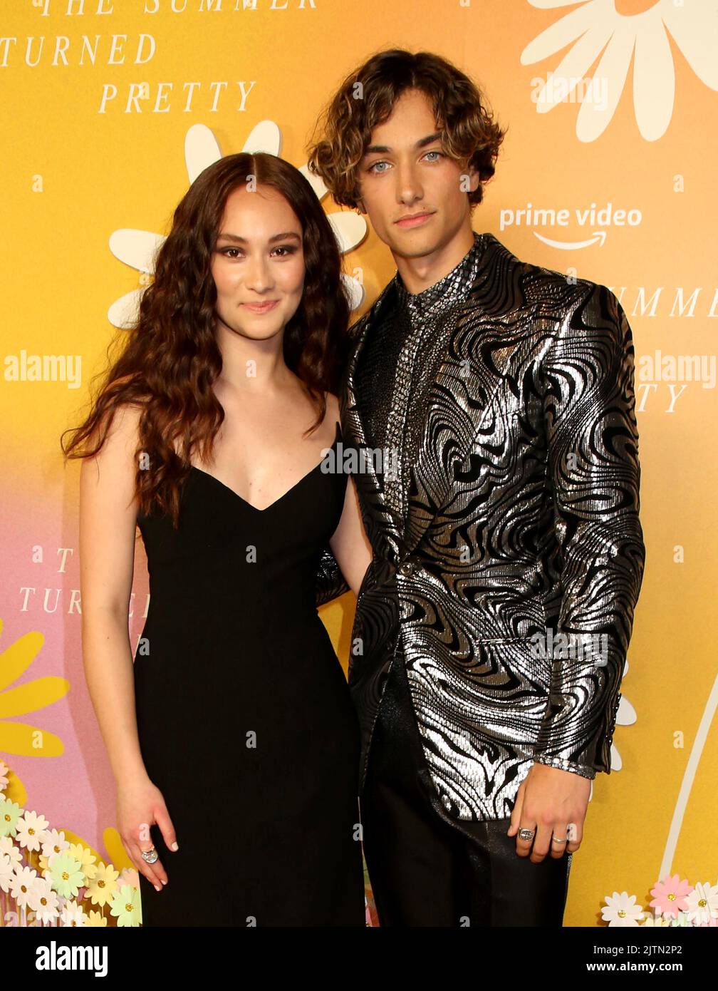 Lola Tung e Gavin Casalegno hanno partecipato alla Premiere di New York ...