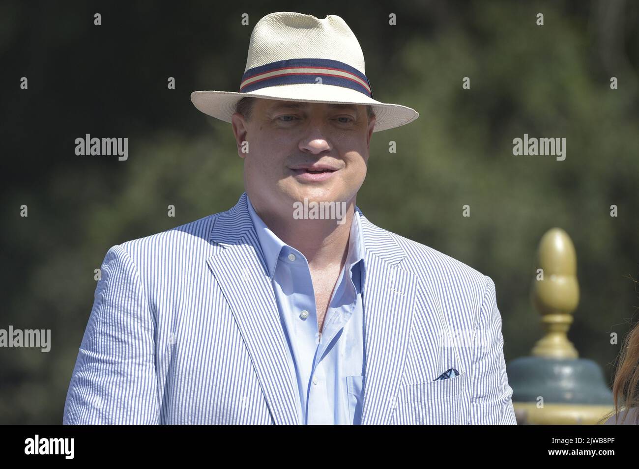 Sadie sink und brendan fraser immagini e fotografie stock ad alta ...