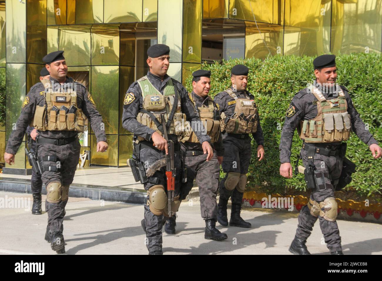 Squadra swat irachena immagini e fotografie stock ad alta risoluzione ...